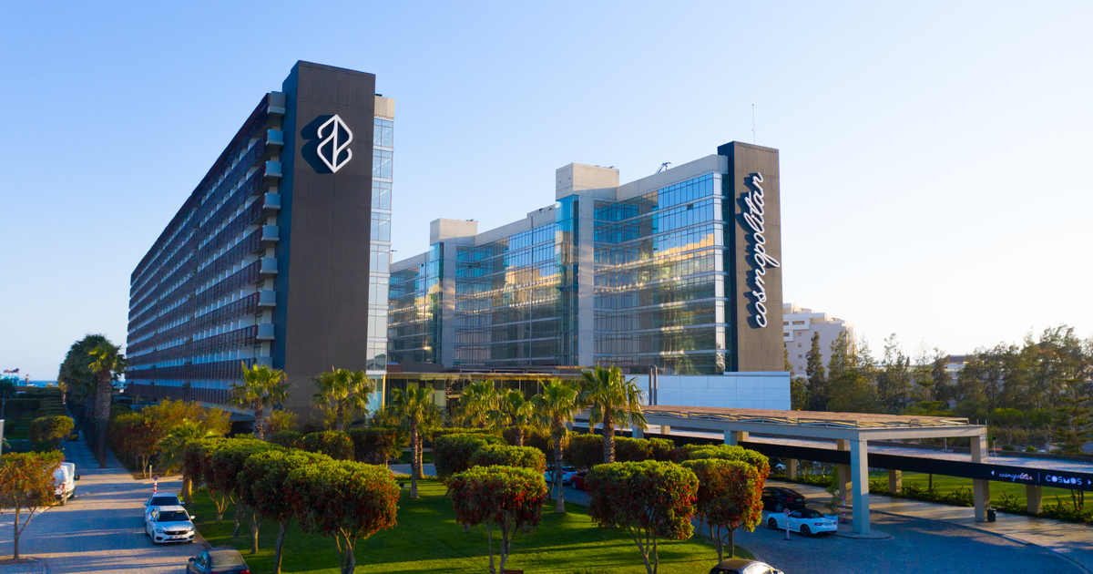 Nirvana Hotel by MEDWORLD Cosmos Clinic - Wellness Retreats from $807