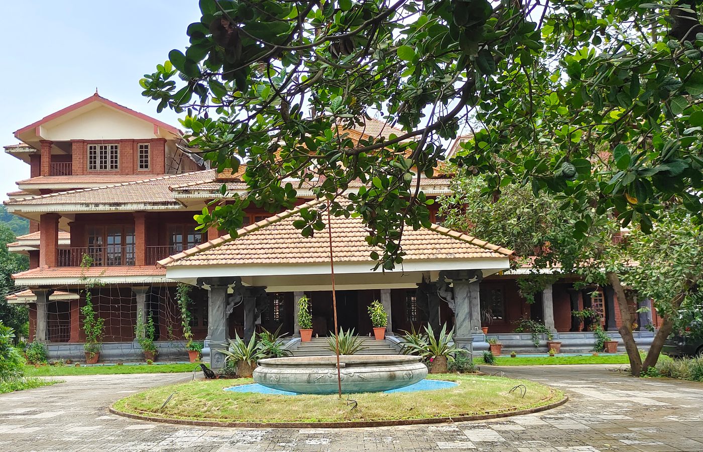 Agni Ayurvedic Village in Morbe – Jetzt günstig buchen!